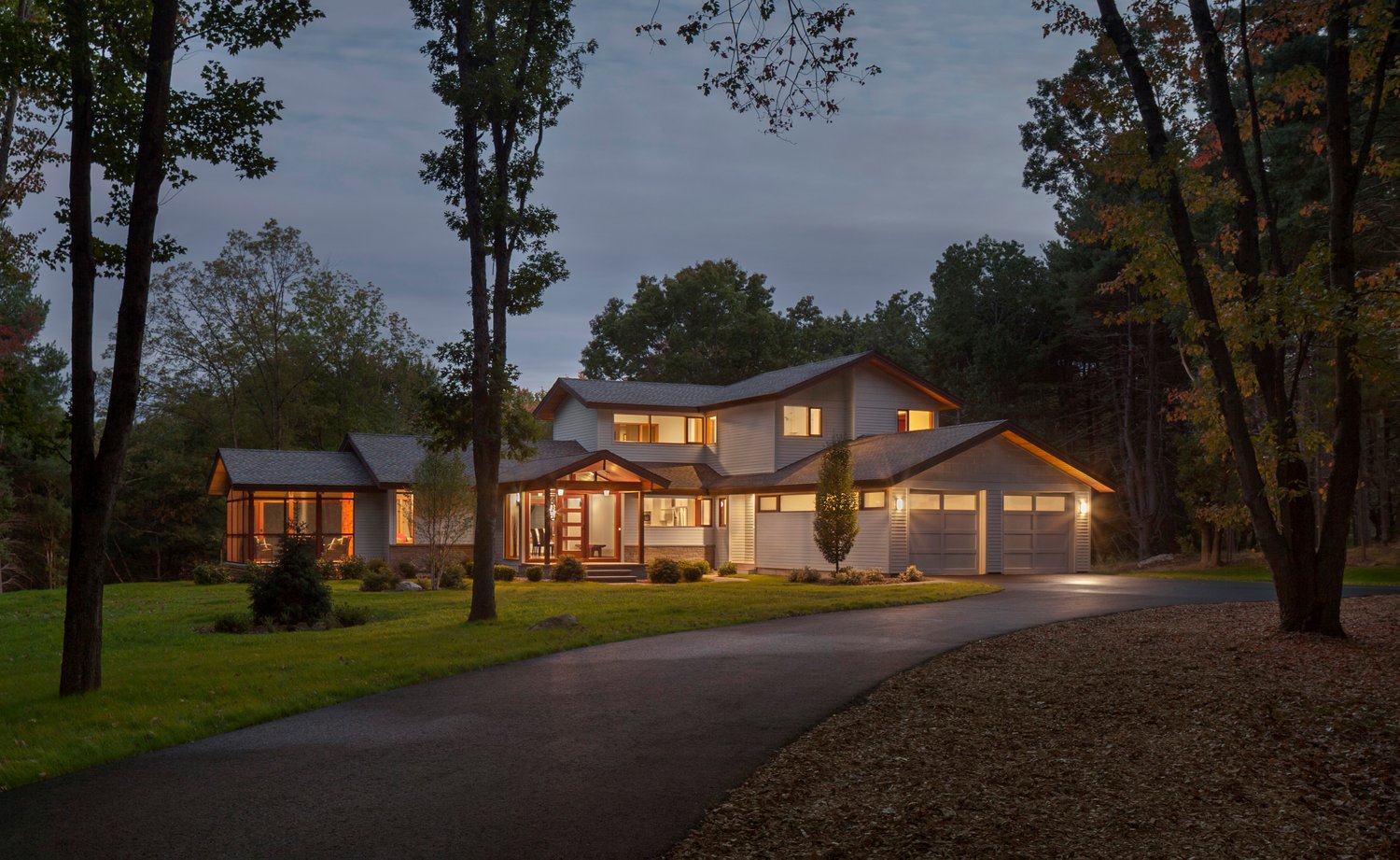 Building a Custom Home to Fit Your Land